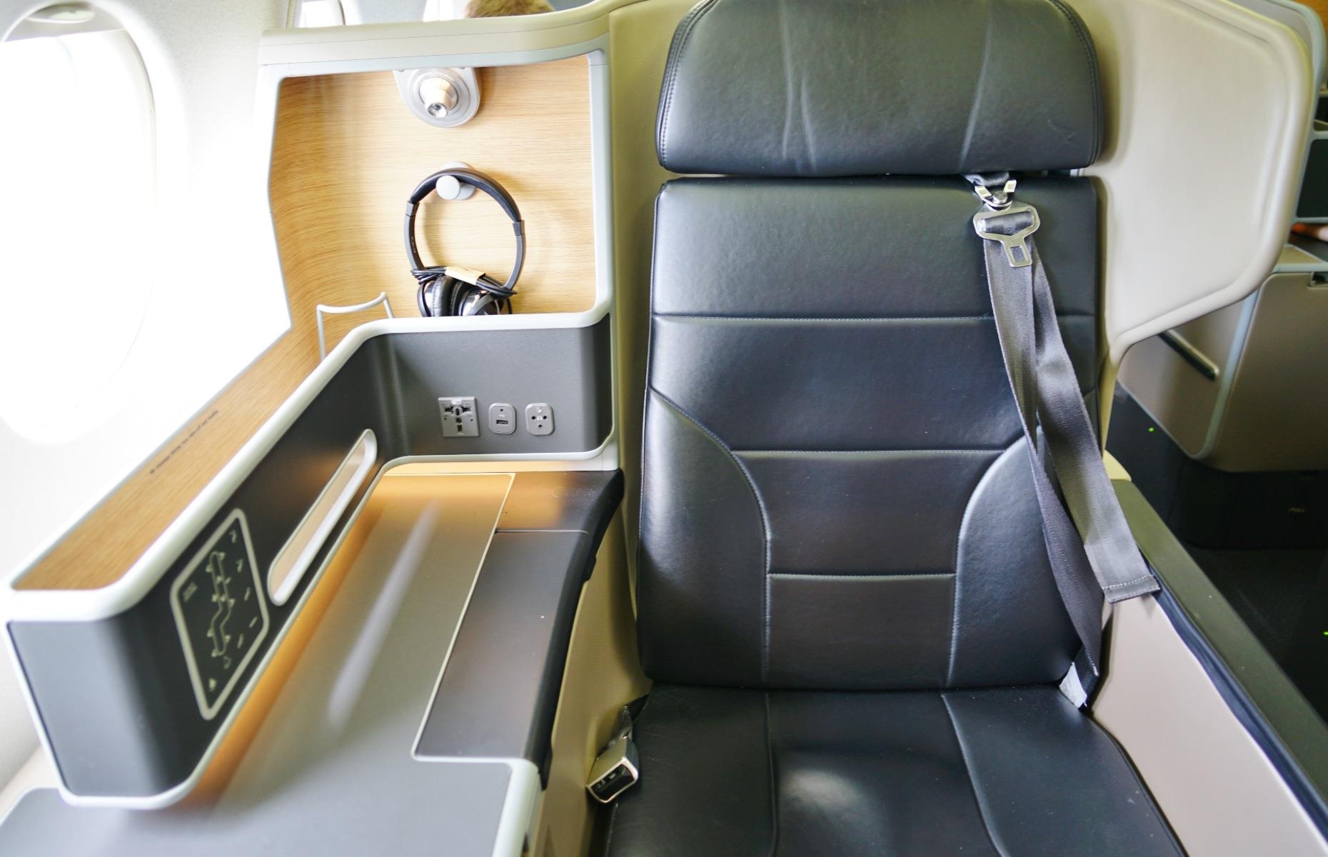 23 amazing facts about the world's most famous airlines