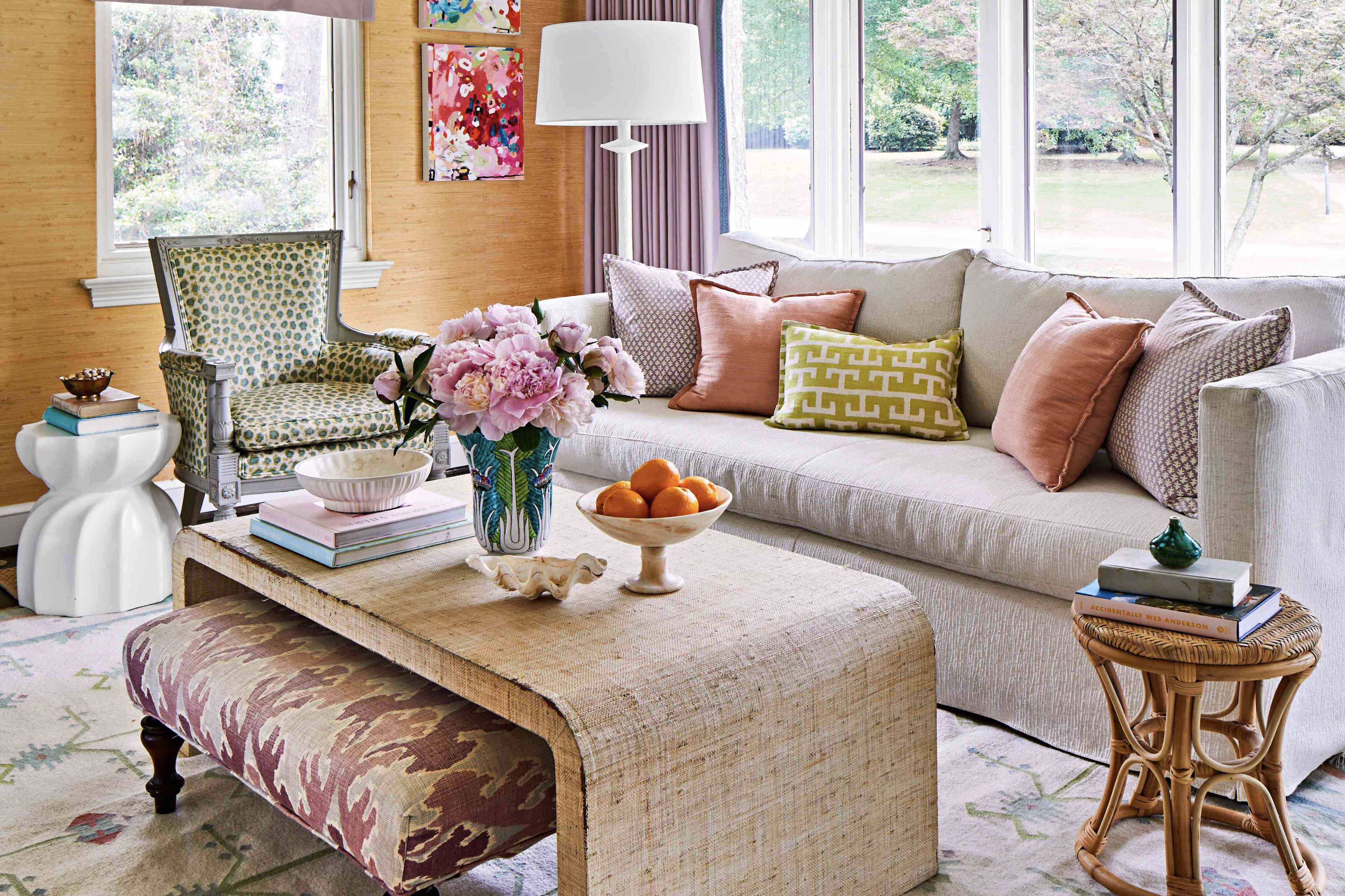 5 Common Coffee Table Mistakes That Make Your Living Room Feel Messier