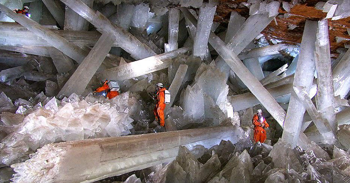 22 Spectacular Cave Photos For Seasoned Spelunkers