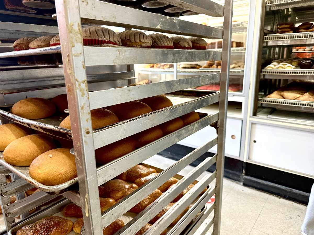 Pasteleria Y Panaderia La Ideal