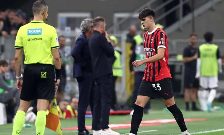 Milan-Lecce, la moviola: proteste di Dorgu sul primo gol, buono il ... Milan-Lecce, la moviola: proteste di Dorgu sul primo gol, buono il ...