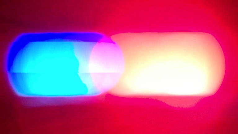 Fond du Lac County fire damages 2 homes, 4 garages