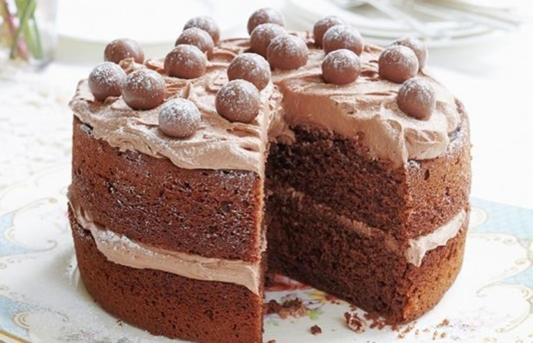 Every cake recipe you’ll ever need, from simple bakes to showstoppers