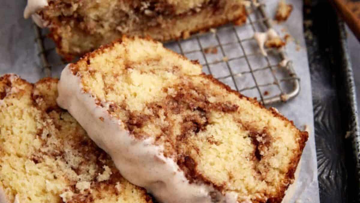 Bake These 11 Loaf Cakes—Your Family Won’t Leave a Crumb Behind