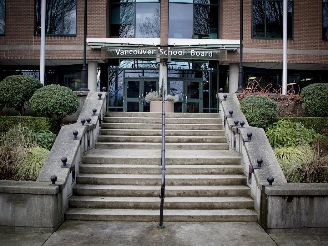 Le conseil scolaire de Vancouver octroie un terrain à un promoteur ... Le conseil scolaire de Vancouver octroie un terrain à un promoteur ...