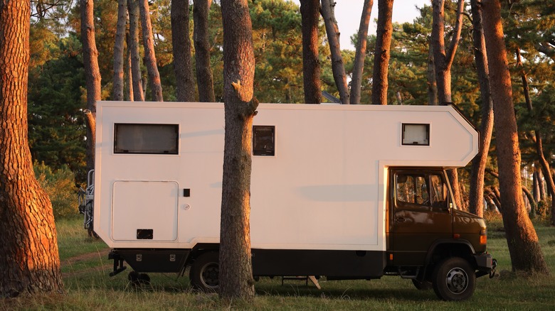 Everything You Need To Consider When Choosing The Right Truck For A Camper