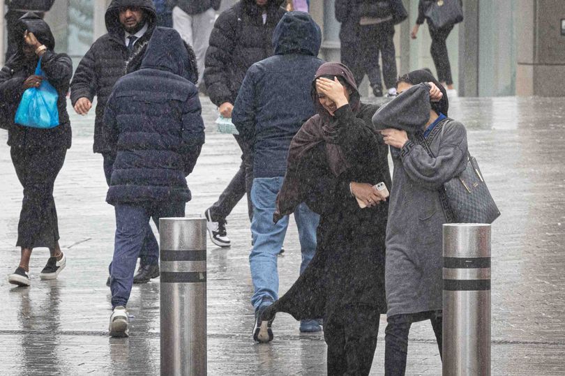 Met Office issues new 18-hour UK amber alert as hazardous conditions ...