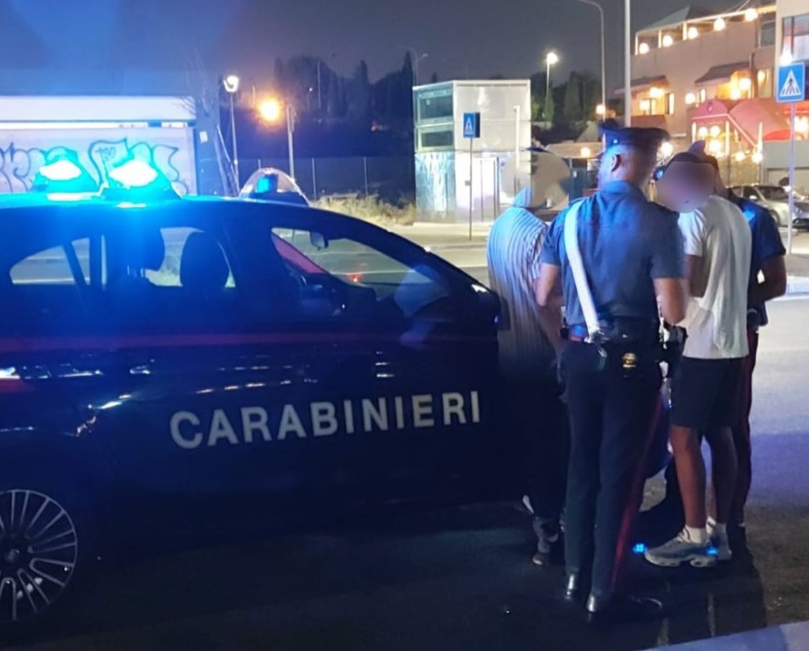Controlli antidroga a Roma, 30 arresti dei carabinieri Controlli antidroga a Roma, 30 arresti dei carabinieri