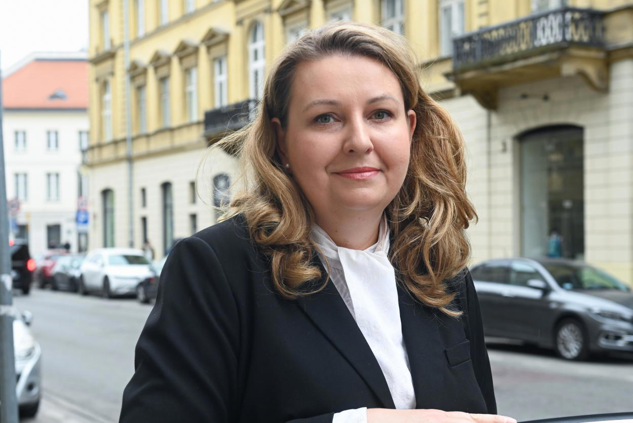 Paprocka o propozycji cięć w budżecie m.in. kancelarii prezydenta ... Paprocka o propozycji cięć w budżecie m.in. kancelarii prezydenta ...