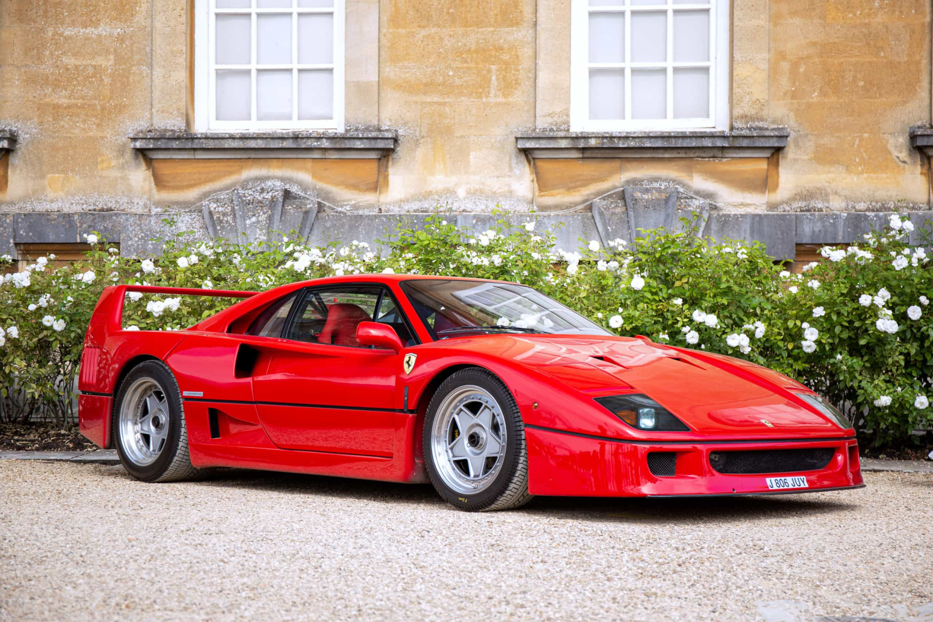 Ferrari: o segredo por trás da marca mais luxuosa do mundo