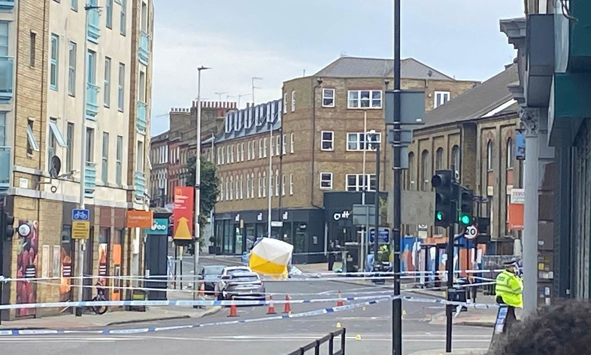 One dead and two injured after triple stabbing in Clapham One dead and two injured after triple stabbing in Clapham