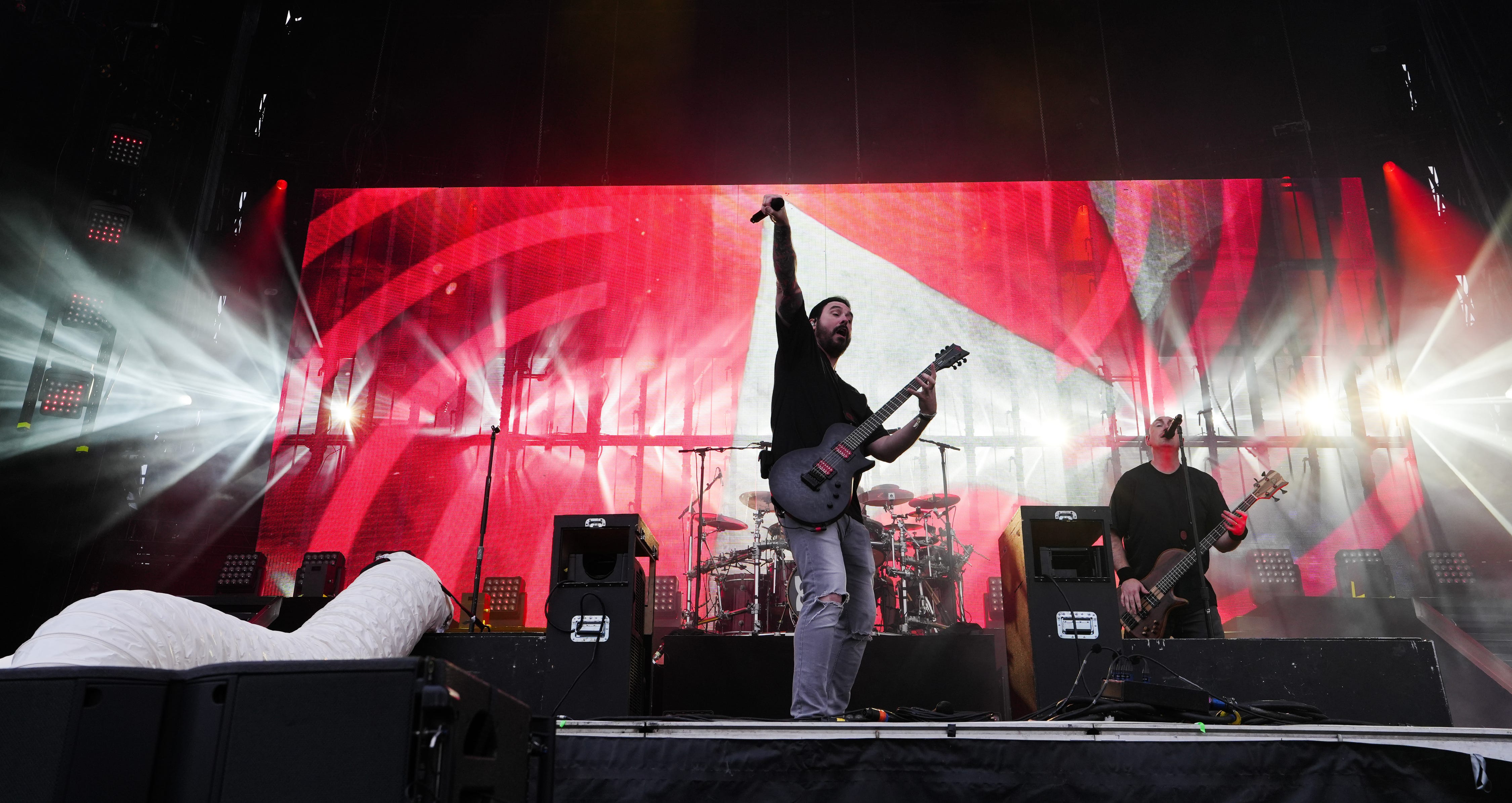 Breaking Benjamin setlist 2025: Songs at the tour launch with Three ...