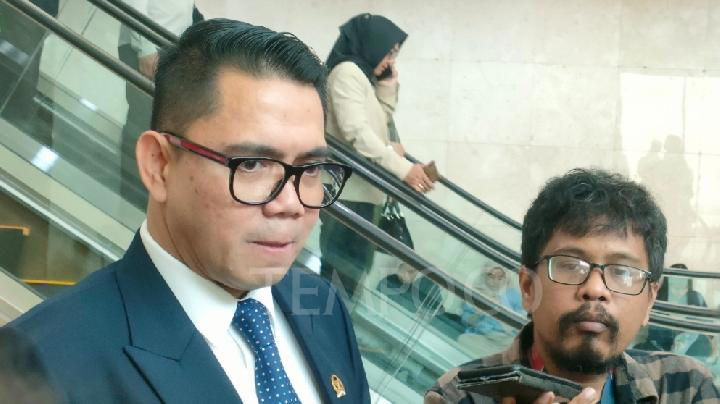 Hakim Tegur Arteria Dahlan karena Panggil Saksi 'Yang Mulia', Berikut ... Hakim Tegur Arteria Dahlan karena Panggil Saksi 'Yang Mulia', Berikut ...