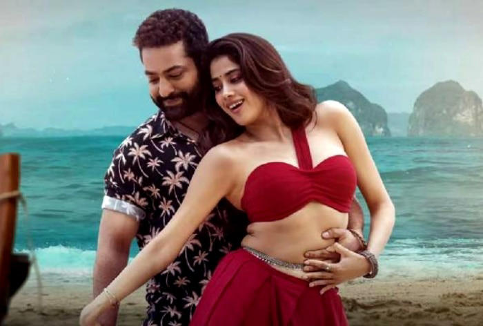 Devara box office collection day 3: Rs 300 crore for Jr NTR's film ... Devara box office collection day 3: Rs 300 crore for Jr NTR's film ...