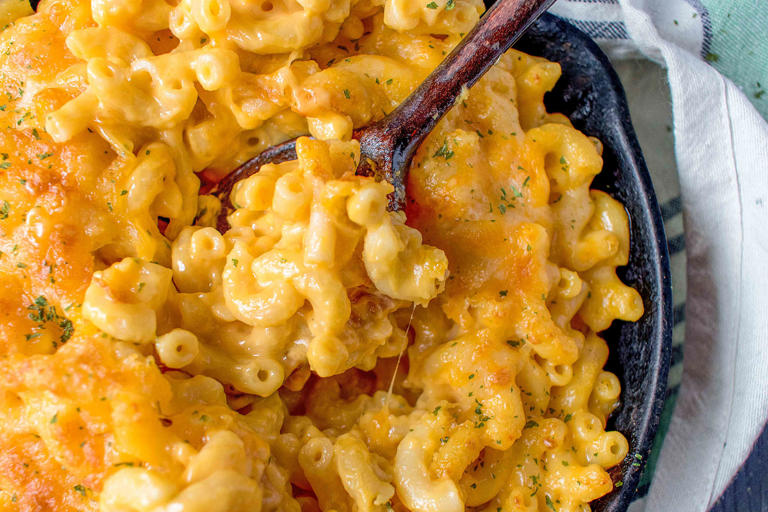 The Mac & Cheese Redditors Are Calling "The Best I've Ever Eaten"
