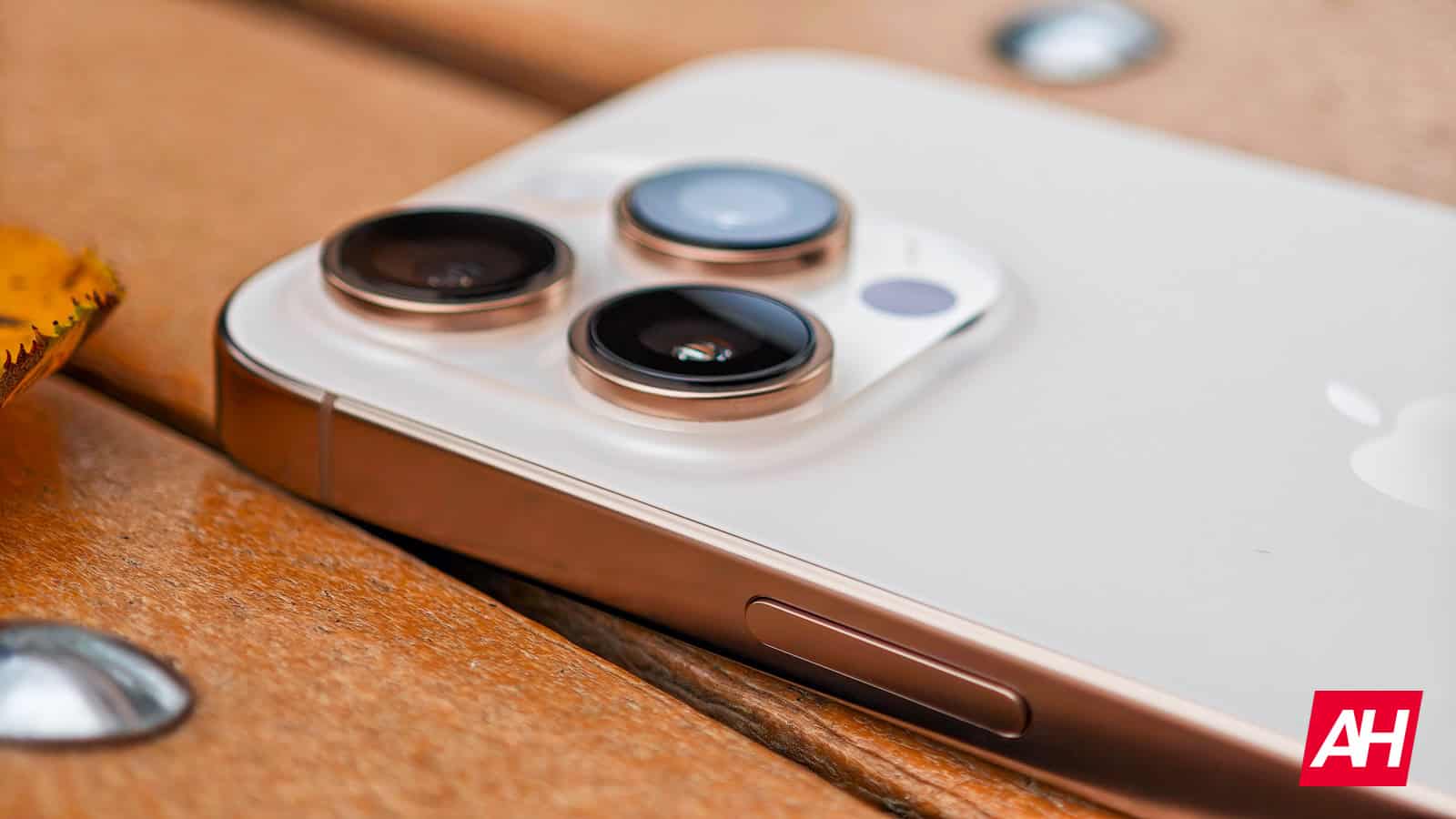 Apple's iPhone 17 Pro May Finally Get a Vapor Chamber Cooling