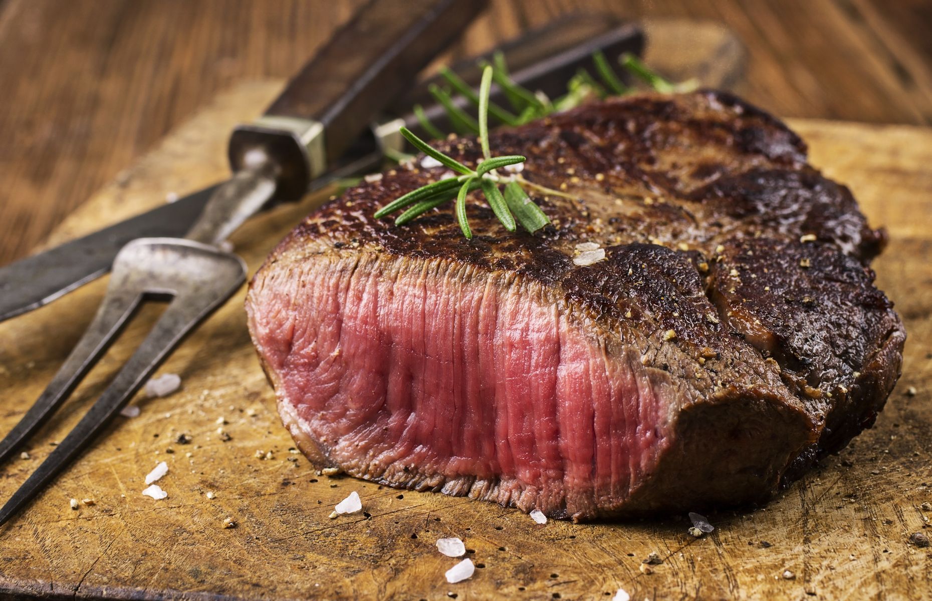 Cancer: 15 foods to avoid, according to data