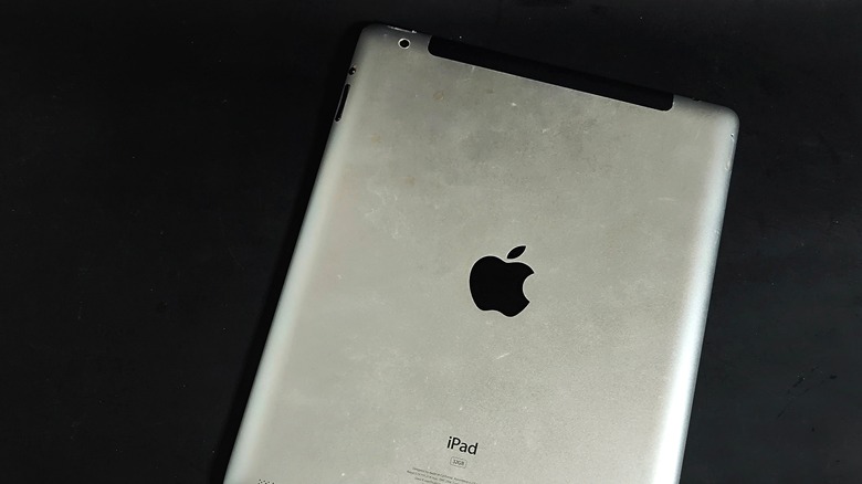 How Long Does An iPad Last? (And Tips To Extend Its Lifespan)