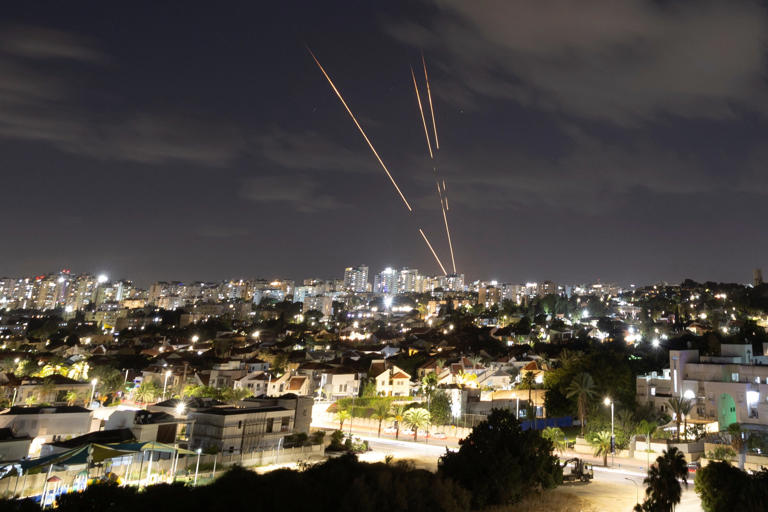 Trump pushes $175 billion 'Golden Dome' missile defense plan