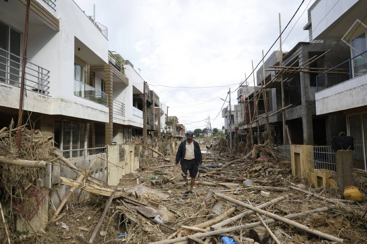 Nepal rescuers search for missing as flood toll climbs Nepal rescuers search for missing as flood toll climbs