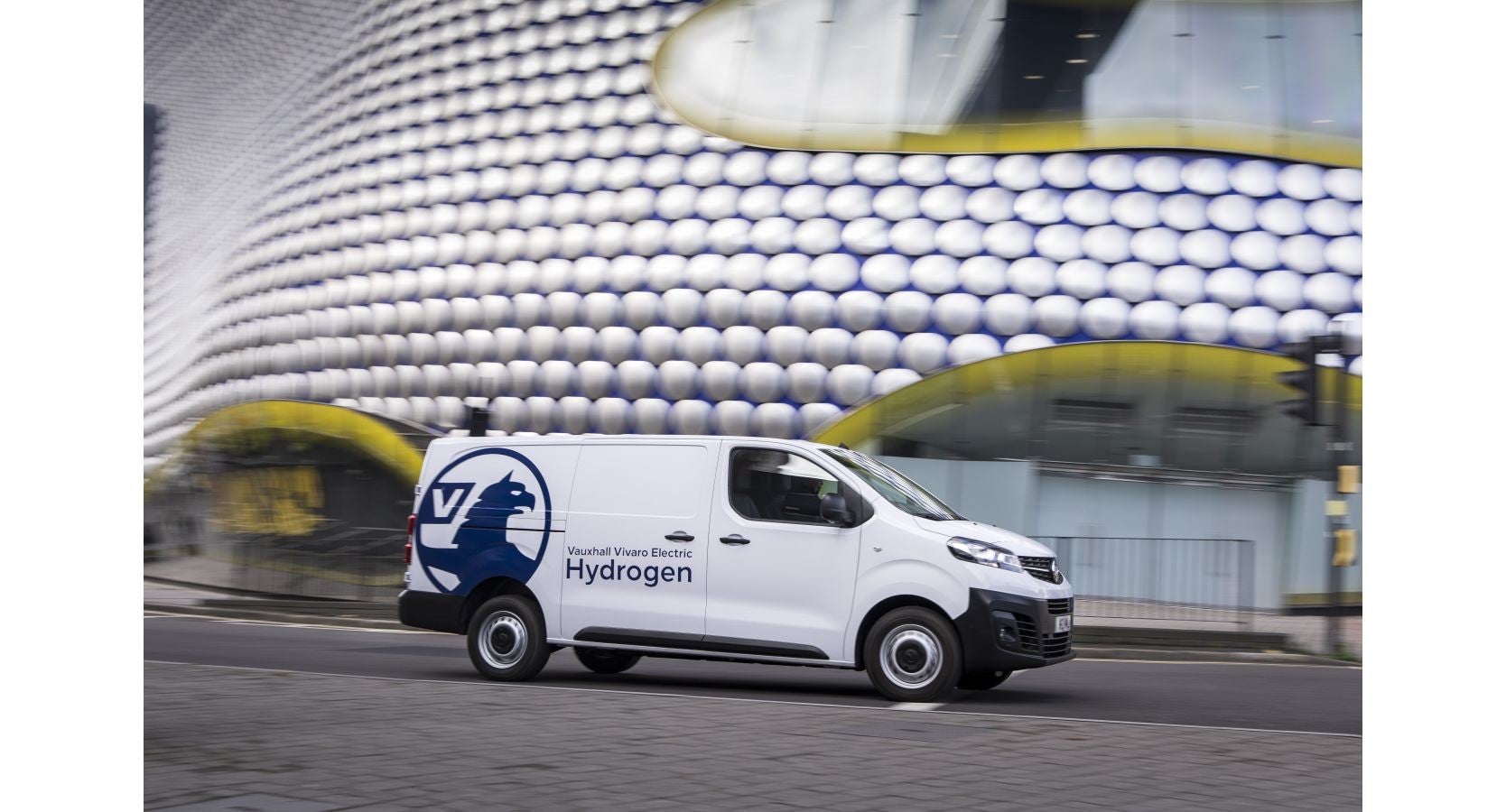 Stellantis extends hydrogen powered vans to UK