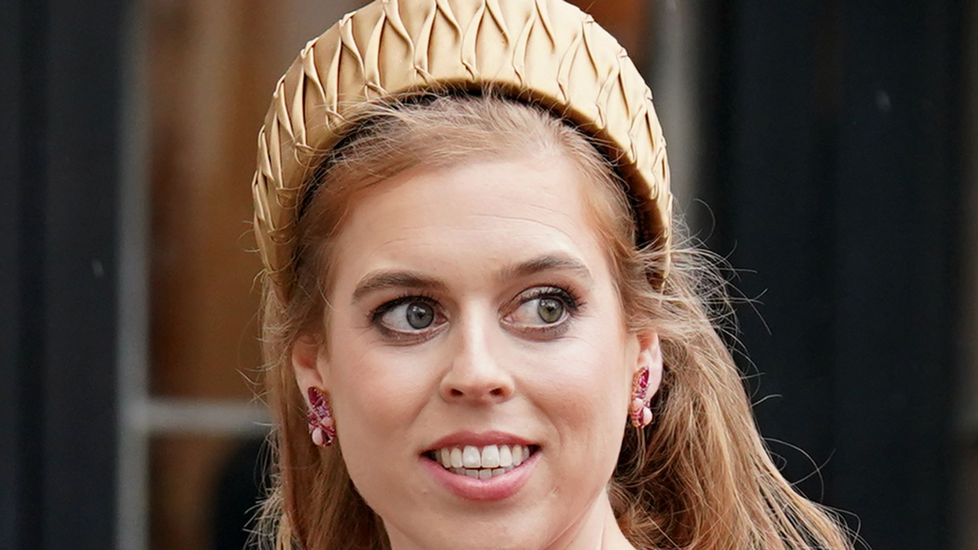 Princess Beatrice is the image of daughter Sienna with platinum blonde hair