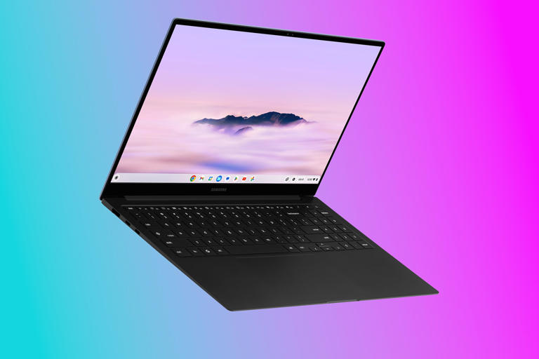 Samsung Slashes $150 Off Its Gorgeous, Big-Screened OLED Chromebook