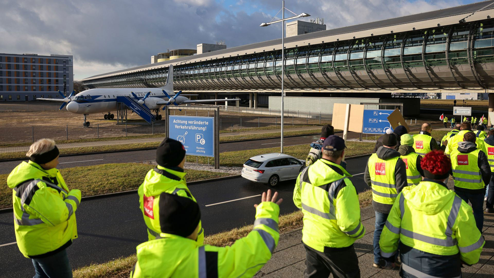 Lufthansa und Eurowings streichen Flüge in Dresden und Leipzig Lufthansa und Eurowings streichen Flüge in Dresden und Leipzig
