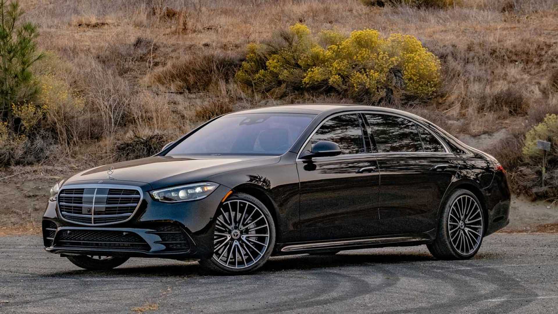 Mercedes Plans 'Major Upgrade' for the S-Class in 2026