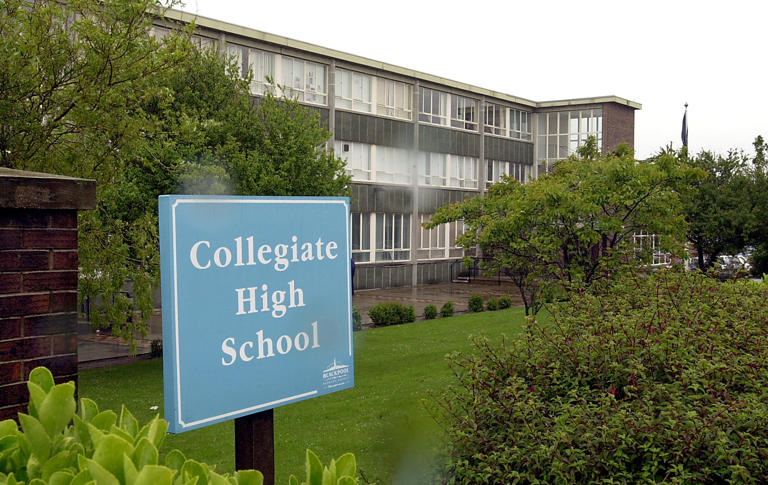 51 irreplaceable pictures of Blackpool high schools Palatine and ...