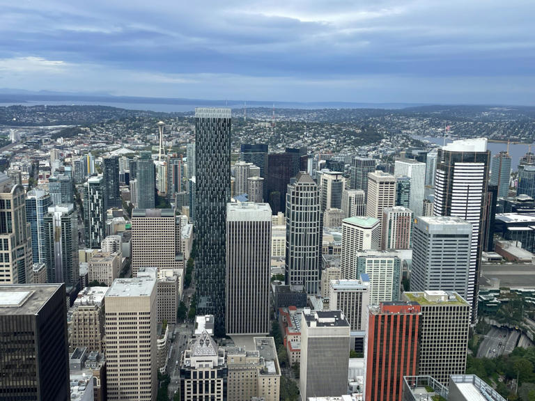 Office vacancy hits another record in downtown Seattle despite new tech ...