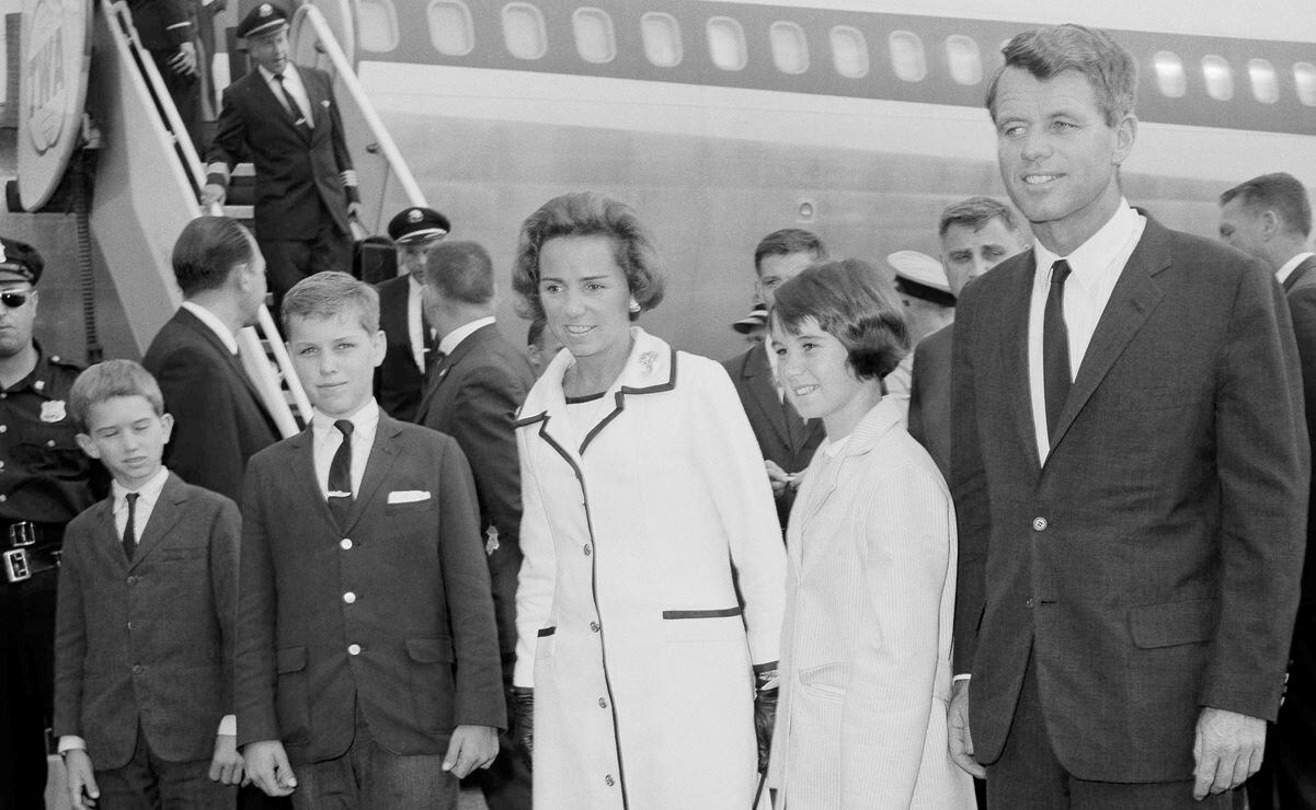 Gobierno de Trump desclasifica documentos sobre asesinato de Robert F ...