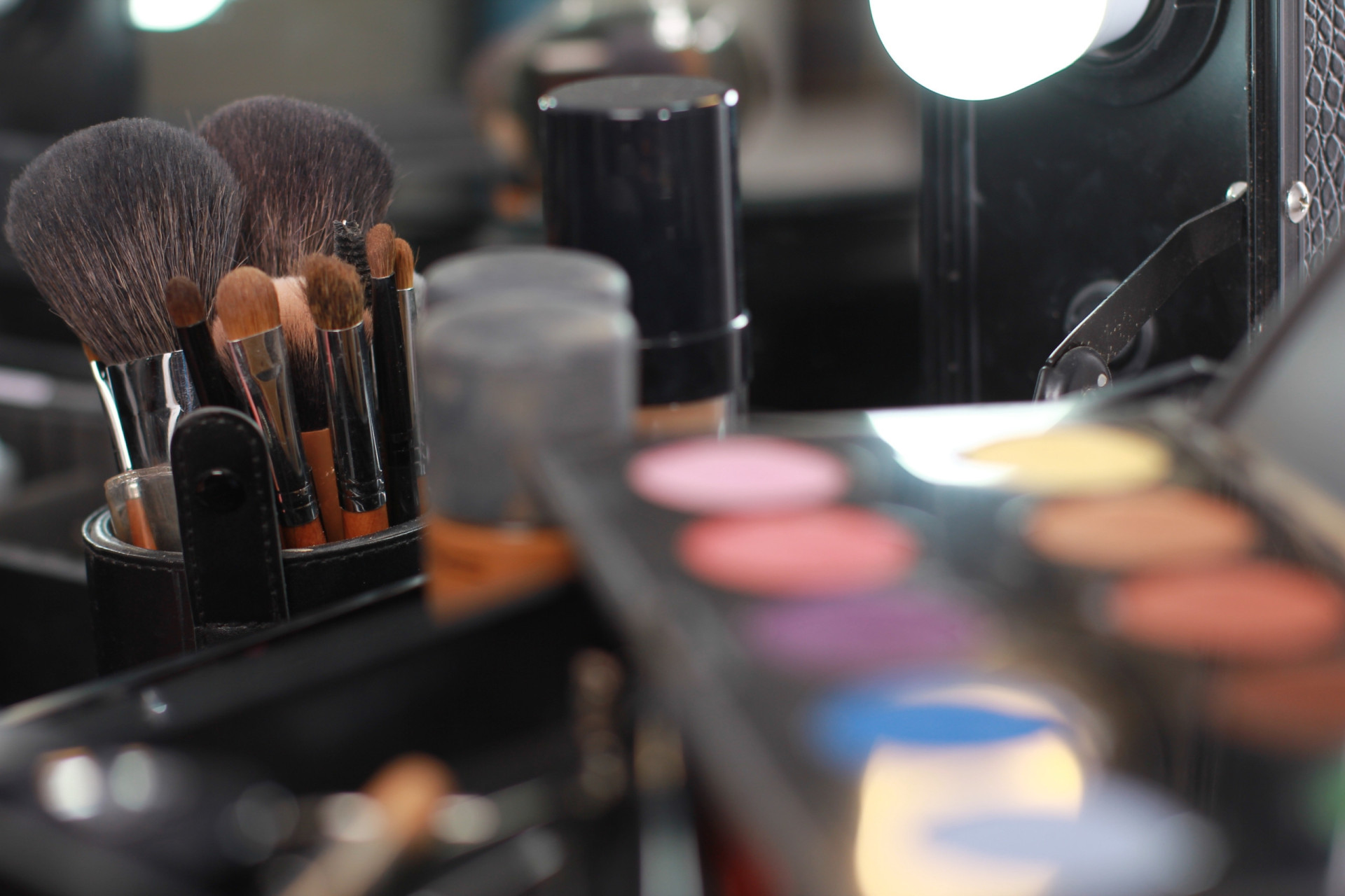 Are you using expired makeup? Here's when to toss it