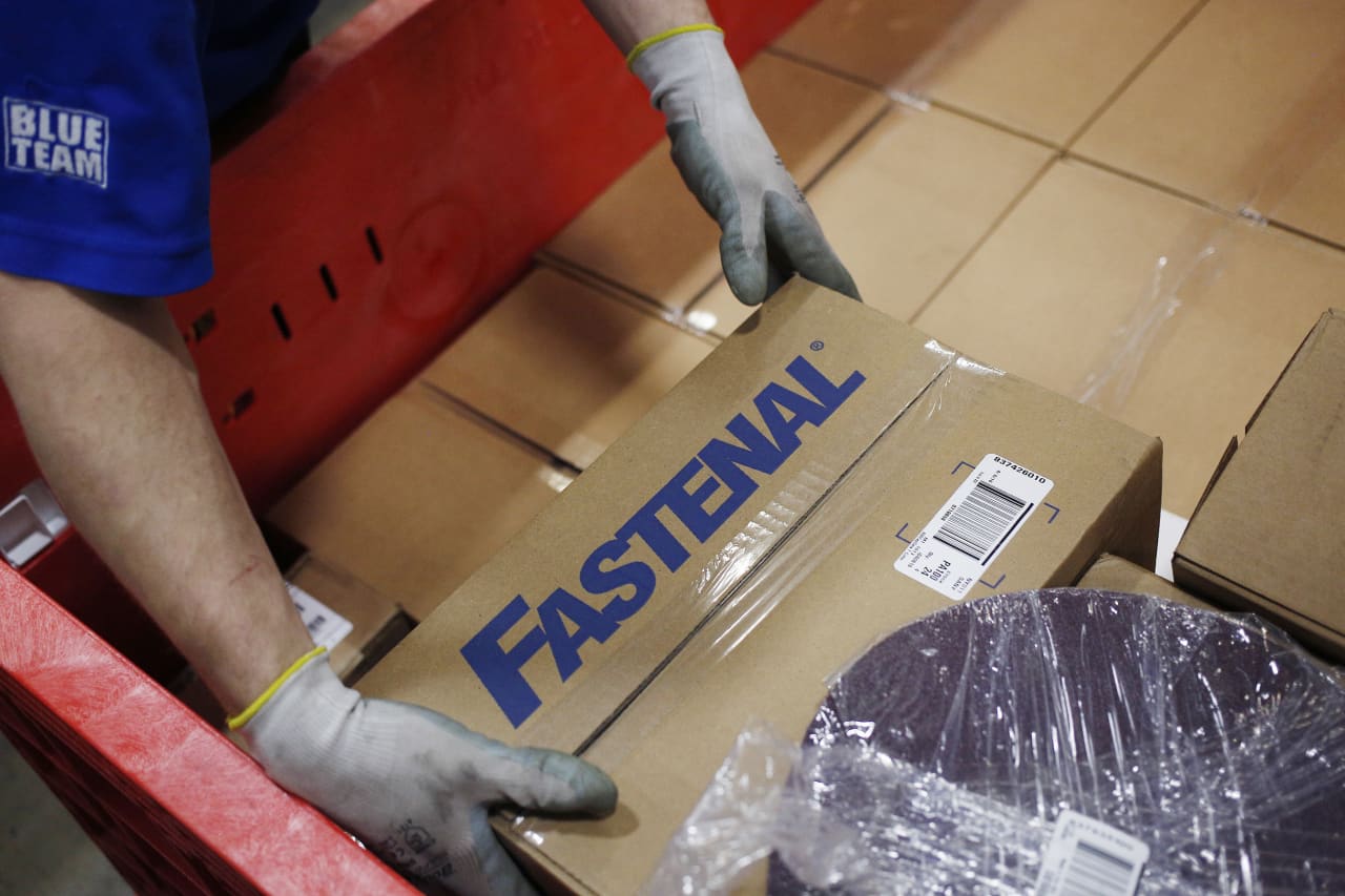 Fastenal Stock Jumps After Earnings Beat. What It Says About the U.S ...