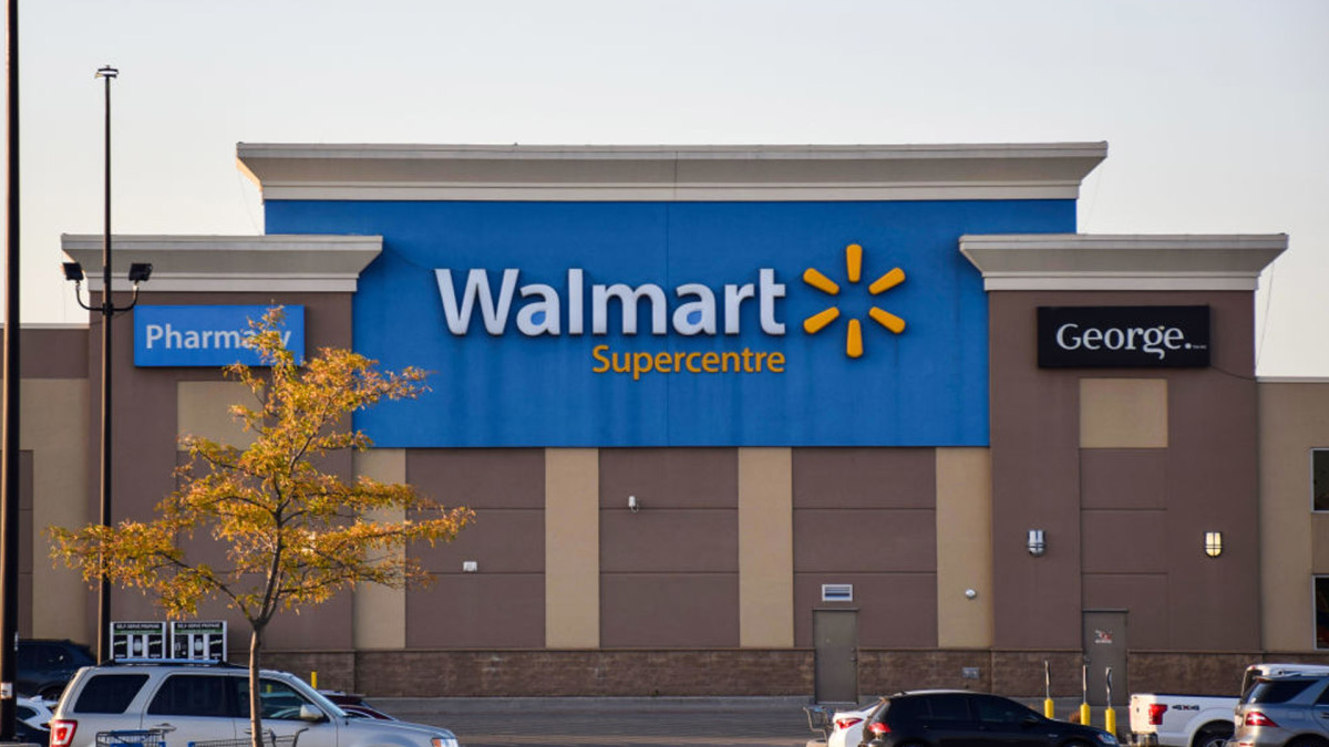 Walmart is selling a 'sleek' $118 tower fan for $55 that shoppers say ...