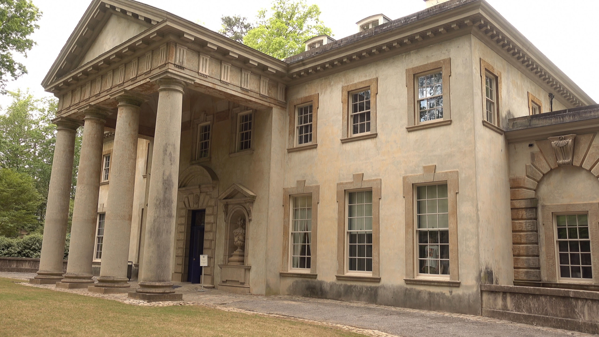 Incredible hidden attractions in US cities