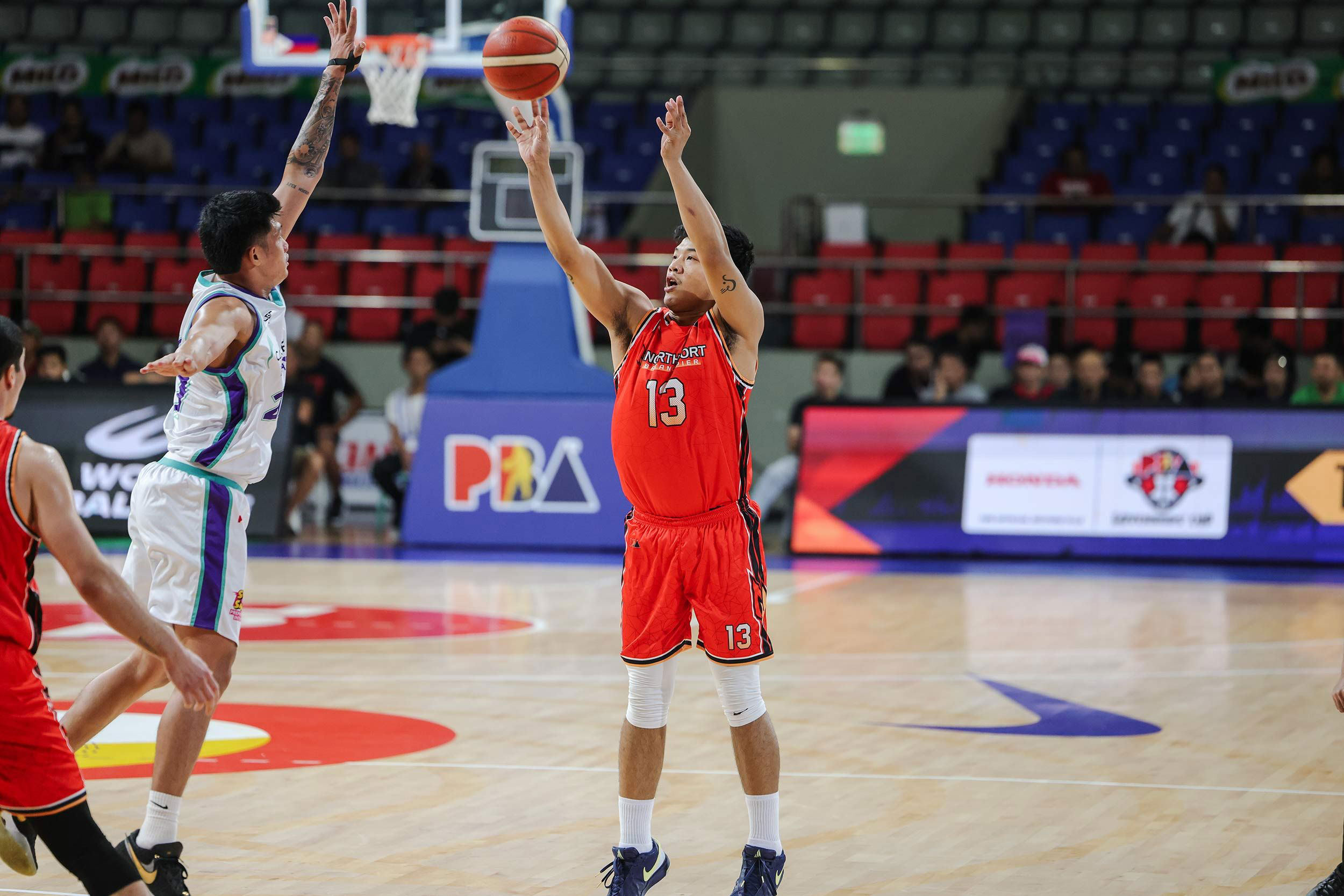 PBA suspends John Amores for one conference PBA suspends John Amores for one conference