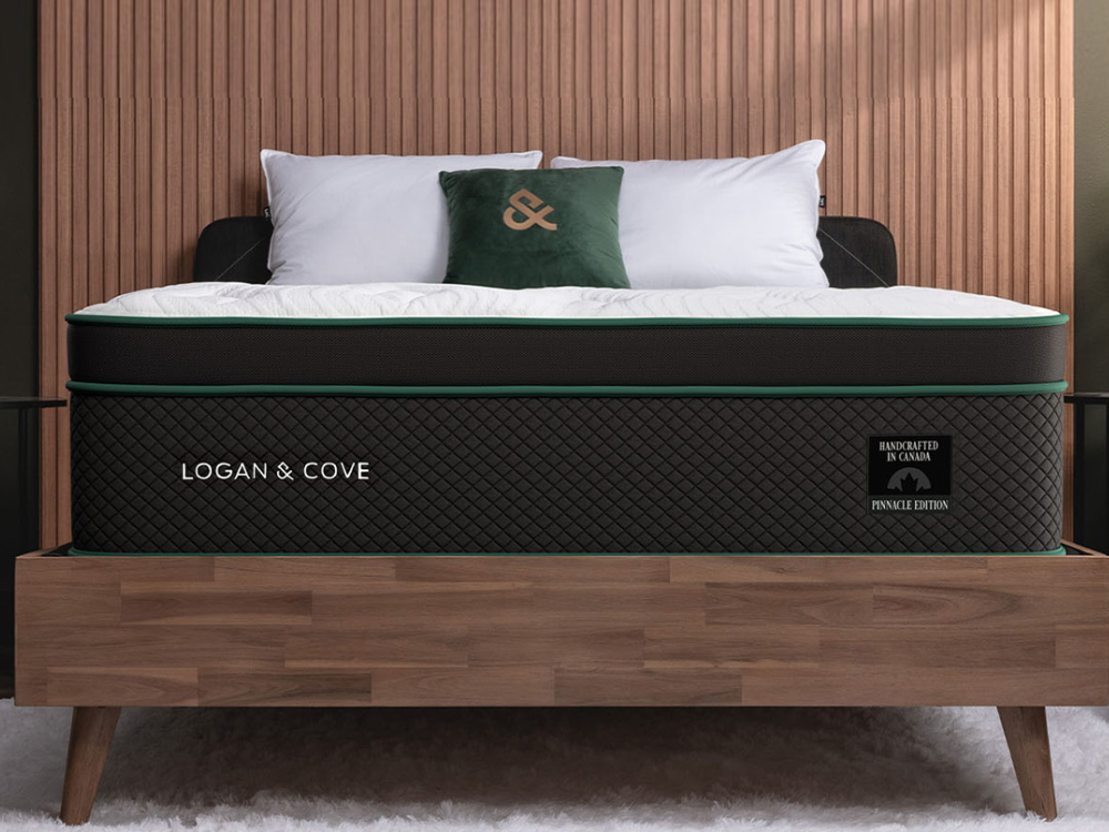 Logan & Cove Pinnacle Hybrid Mattress review: Soft, supportive and ...