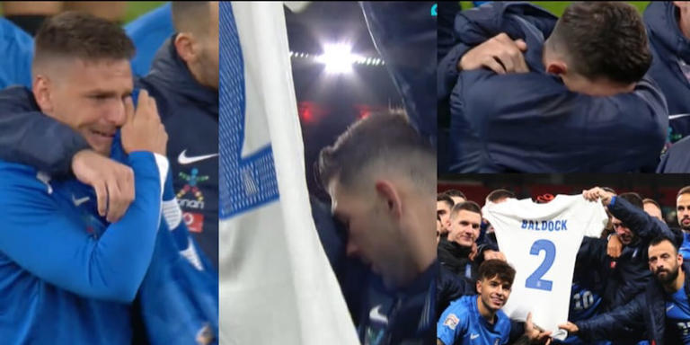 Baldock, compagni della Grecia in lacrime dopo la partita: omaggio da ... Baldock, compagni della Grecia in lacrime dopo la partita: omaggio da ...
