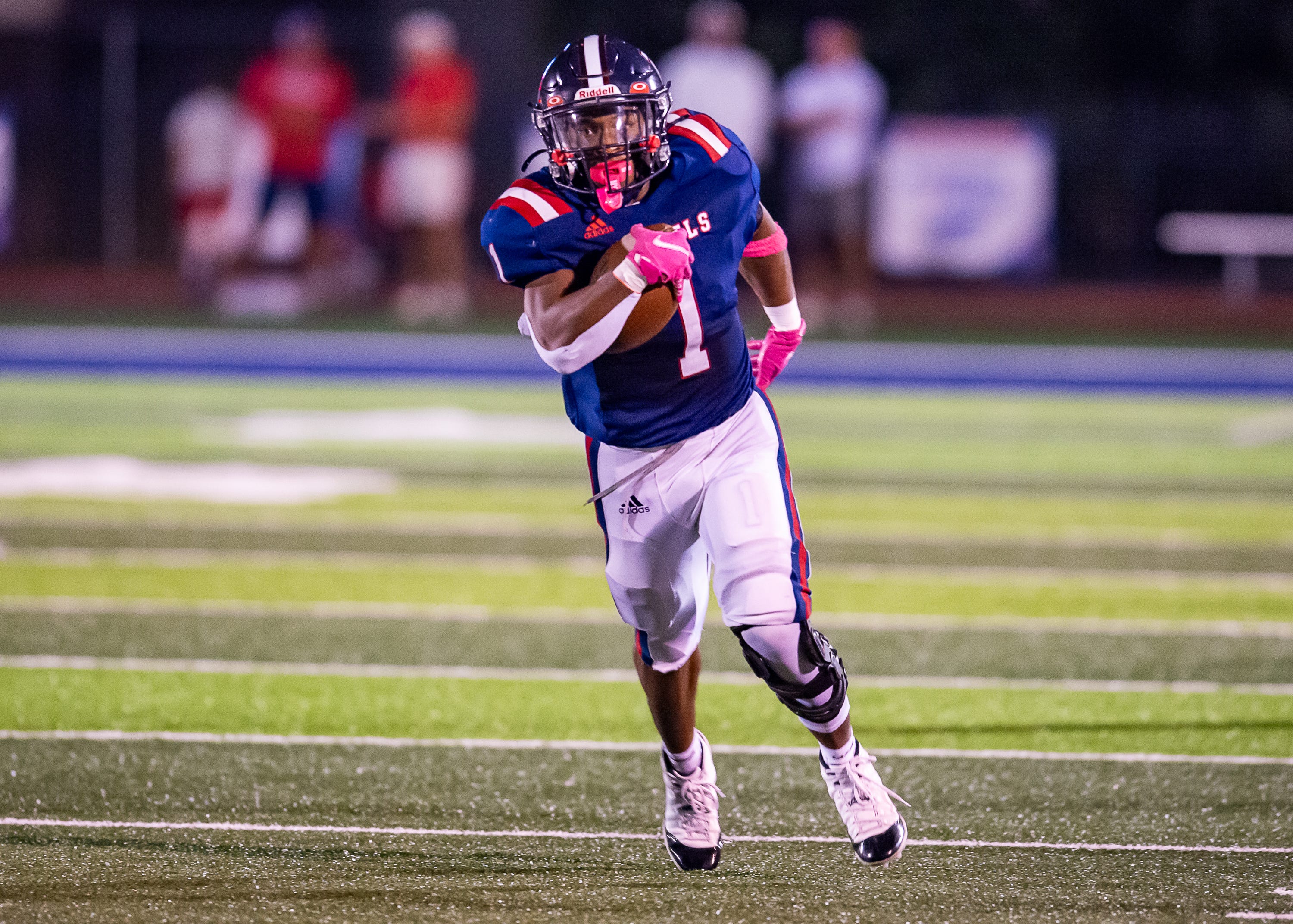 The first Daily Advertiser Athlete of the Week of 2025-26: Teurlings ...