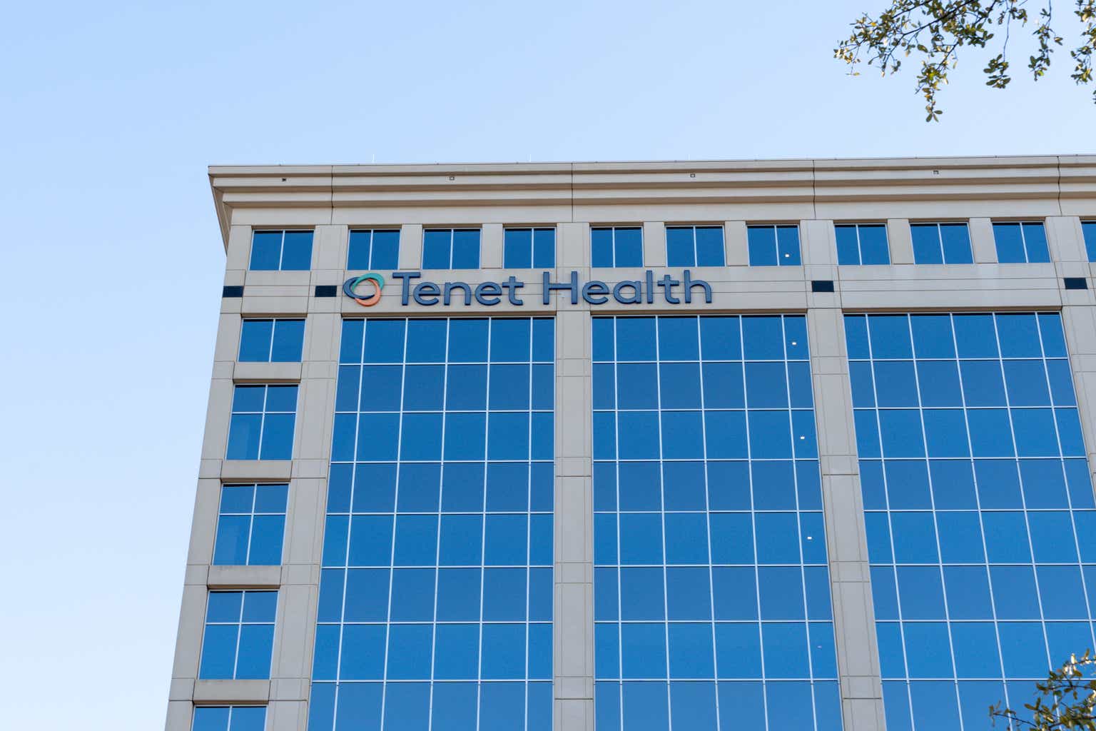 Tenet Healthcare gains after Q1 beat