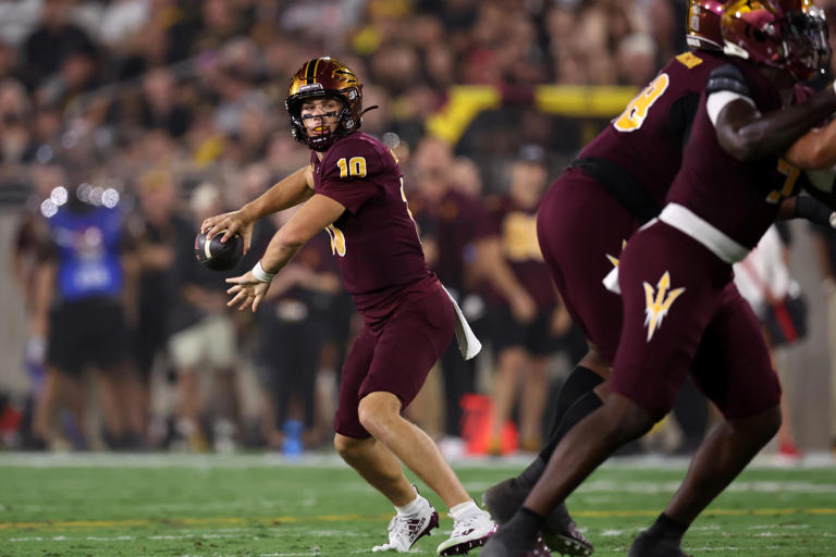 ESPN report says NFL scouts view Sam Leavitt as best QB prospect in Big 12