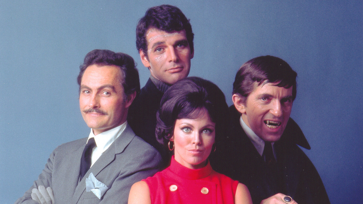 12 Rare ‘Dark Shadows' Photos: Barnabas Collins and More