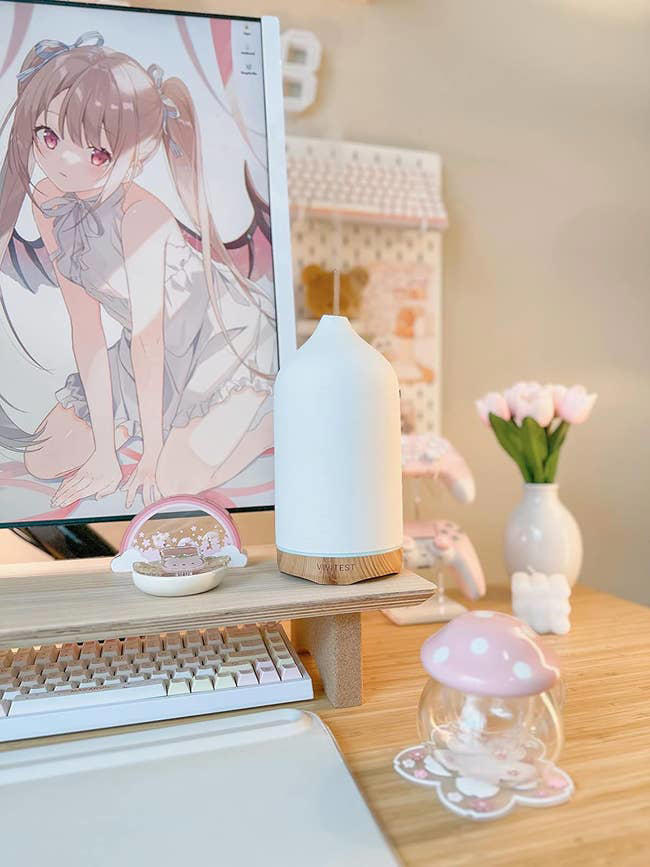 27 Aesthetic Office Items That’ll Make Your 9 To 5 A Bit Better