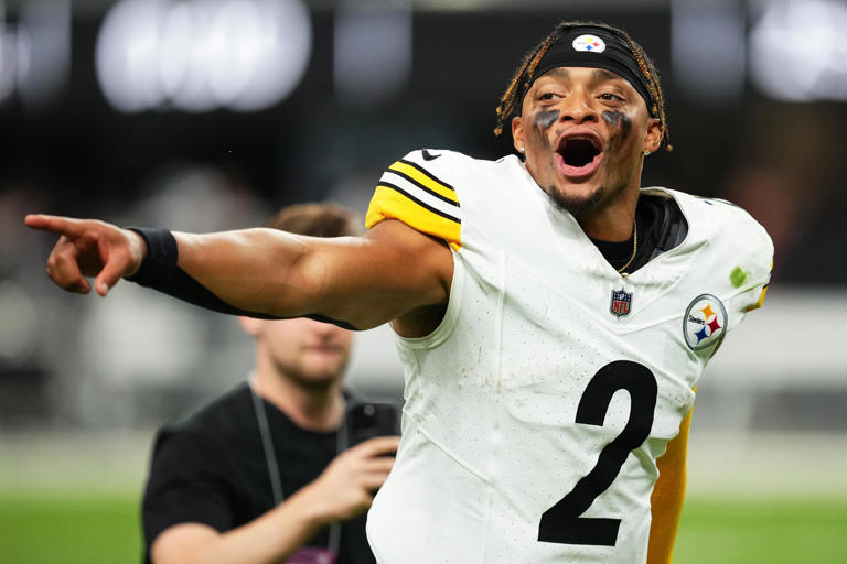 Steelers receive great news as Justin Fields trade conditions finalize