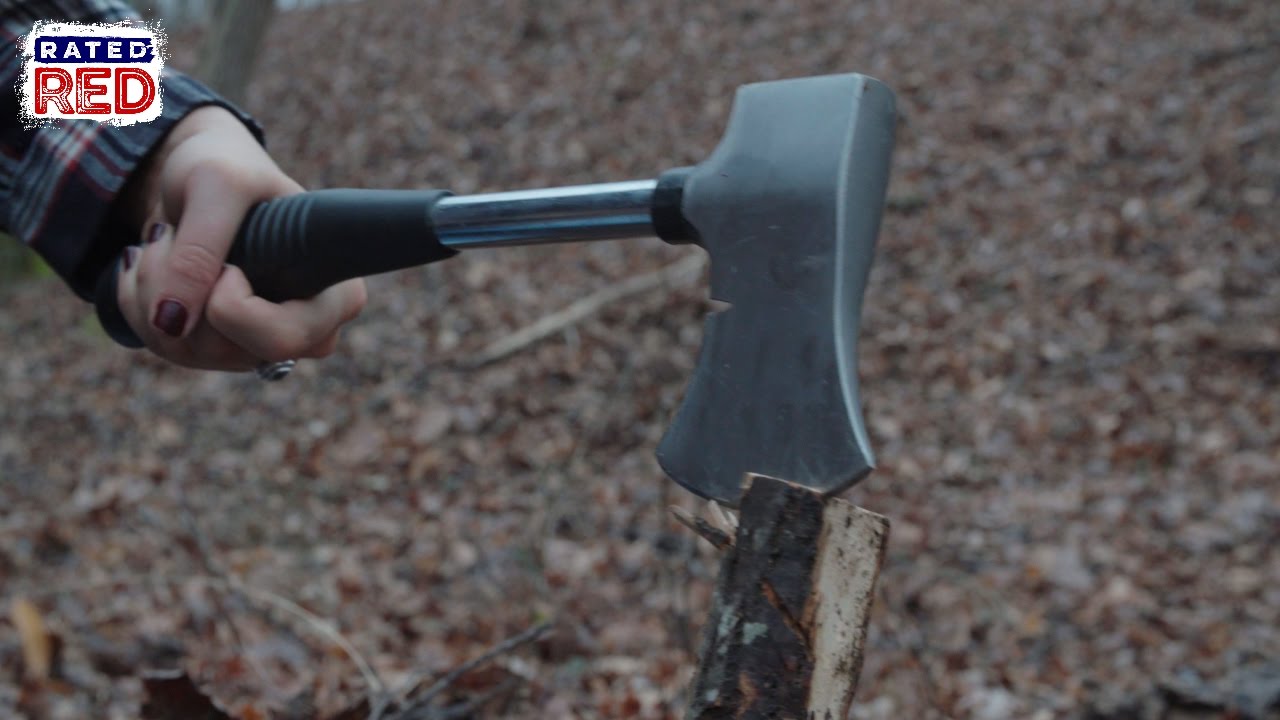 How to Start a Fire in the Rain Easily