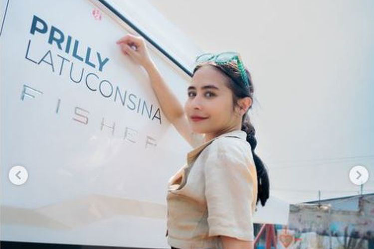 Hobi Mancing, Prilly Latuconsina Beli Kapal Pesiar Kecil Seharga Rumah ... Hobi Mancing, Prilly Latuconsina Beli Kapal Pesiar Kecil Seharga Rumah ...
