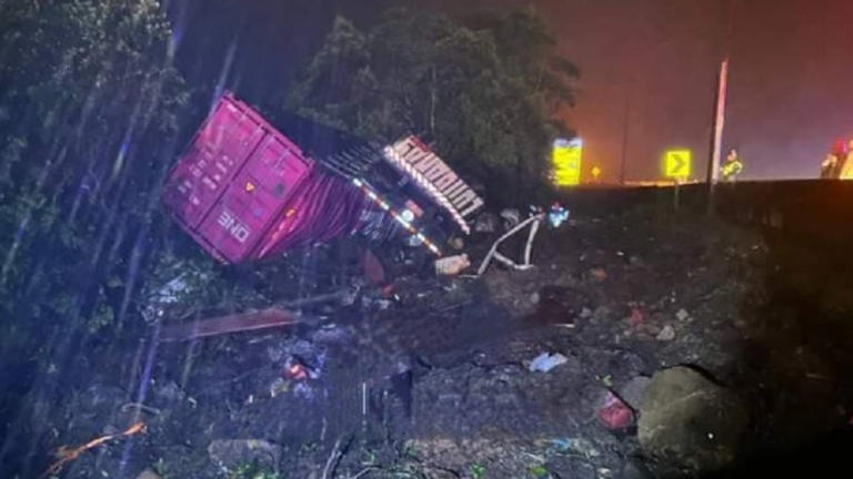 Nueve miembros de un equipo de remo fallecieron en accidente de ... Nueve miembros de un equipo de remo fallecieron en accidente de ...