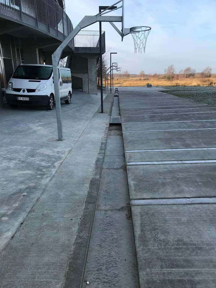 50 Bad Designs So Dangerous These Designers Should Be Out Of A Career