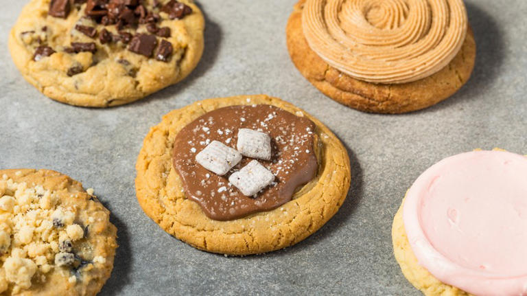 12 Ways To Recreate Crumbl-Style Cookies At Home